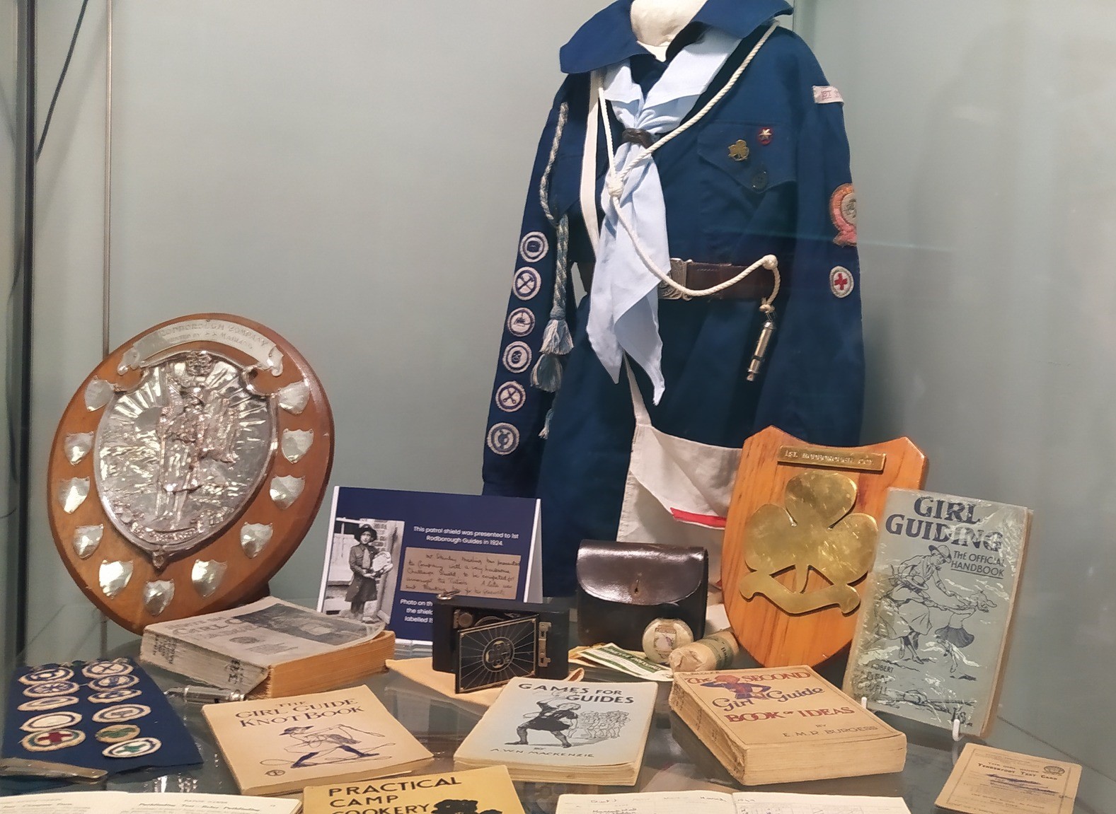 Guides – Remembering Rodborough